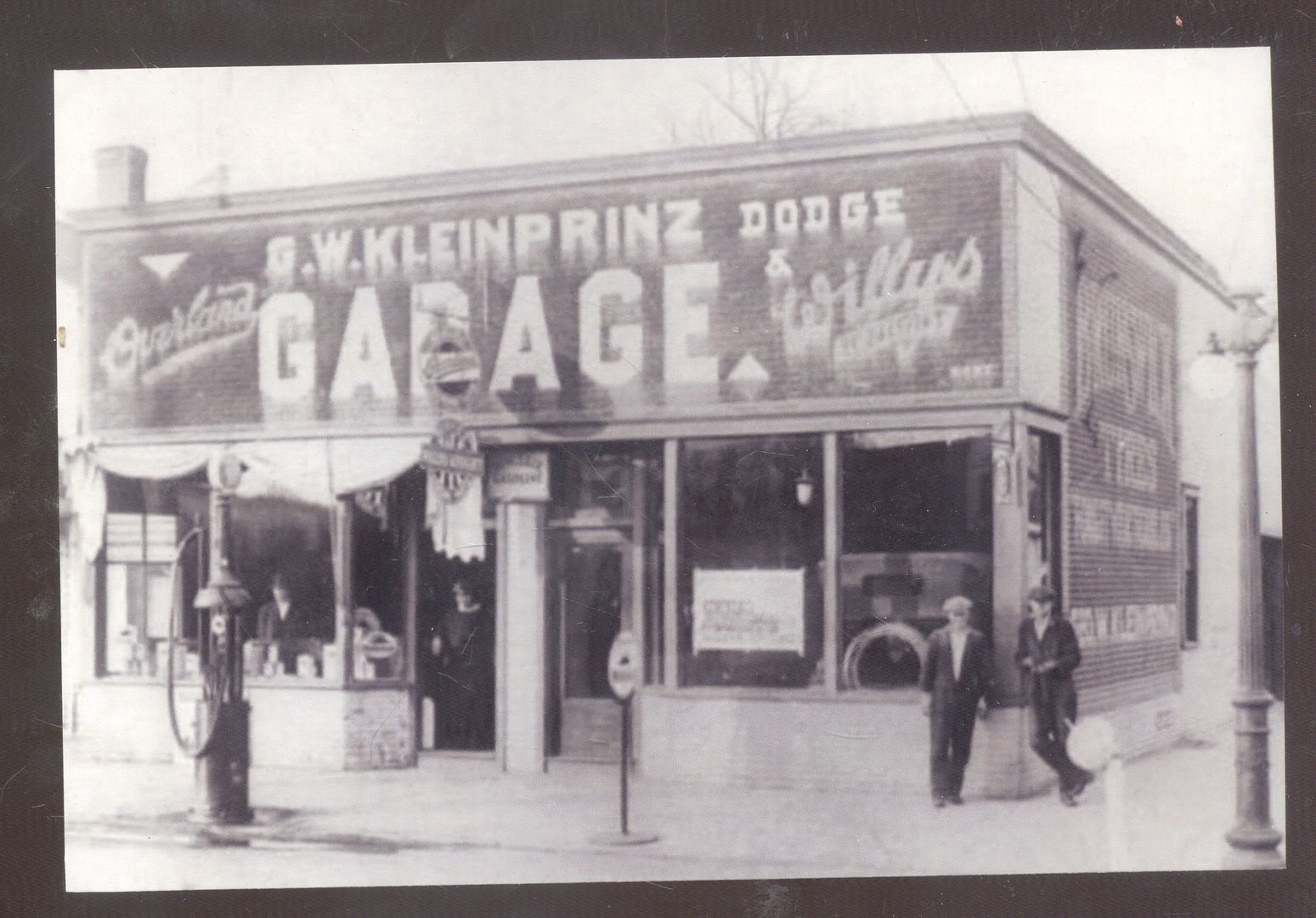 REAL PHOTO SANDWICH ILLINOIS MECHANIC GARAGE GAS STATION POSTCARD COPY ...