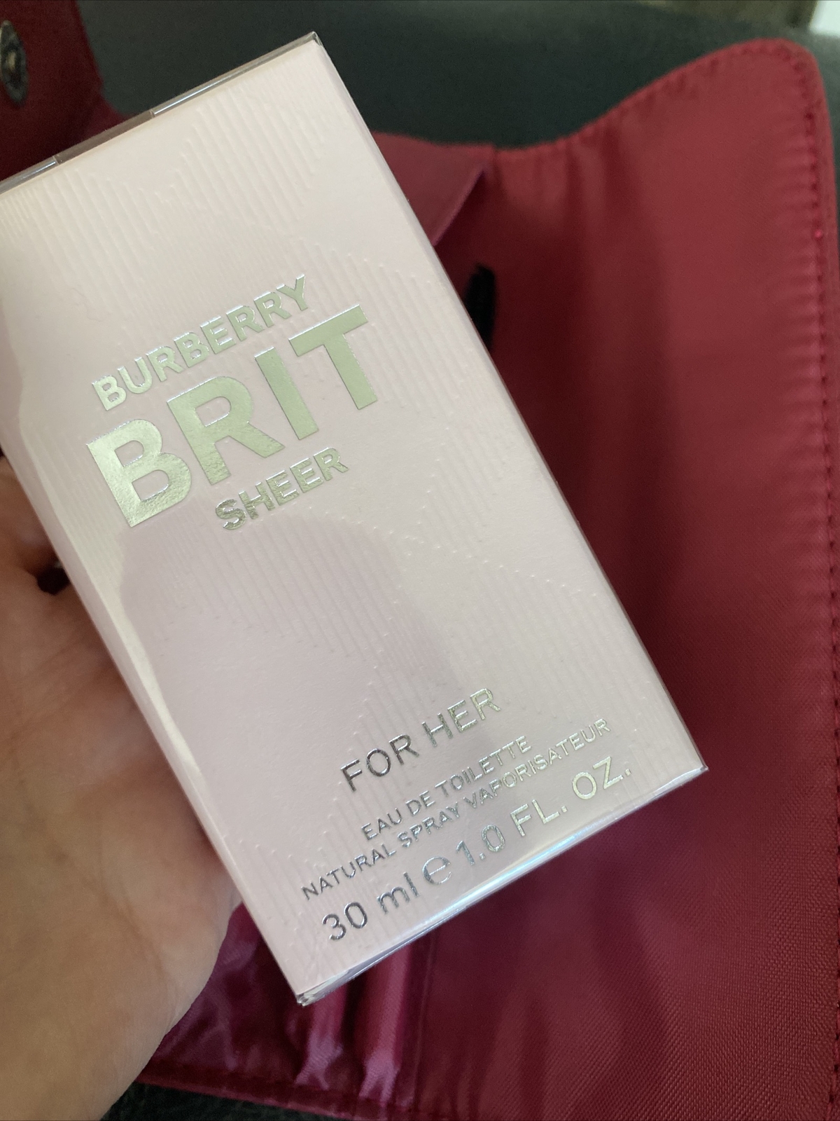 Burberry Brit Sheer Eau de Toilette 30ml Spray plus C/B makeup brush ...