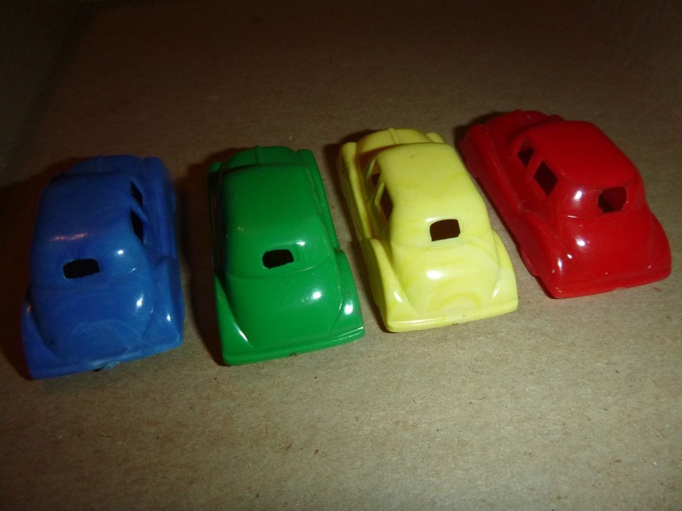 4 Vintage Miniature 2" Hard Plastic Cars Red Cream Green Blue Marx | eBay