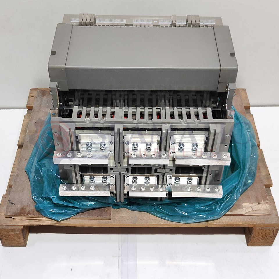 New Schneider Electric NW40H1 Air Circuit Breaker 4000A 3P, Drawout ...