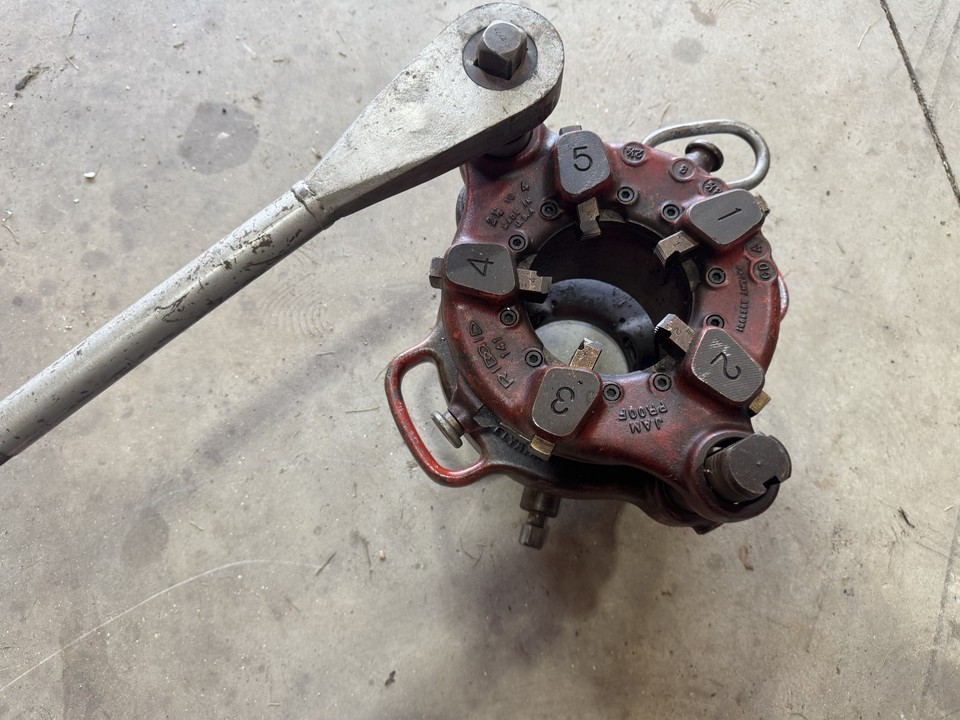 RIDGID 141 2-1/2in - 4in 36620 Receding Geared Threader | eBay