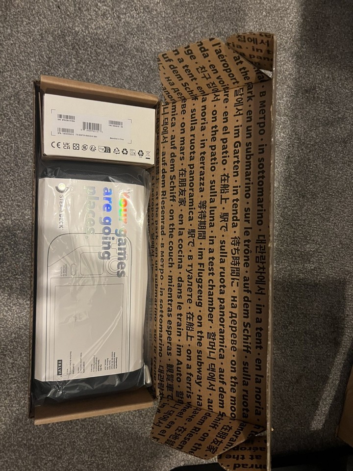 Valve Steam Deck 256GB Handheld Console Black with Case and Charger | eBay