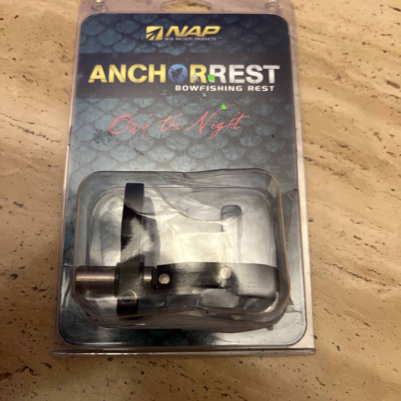 NAP Quiktune Anchor "Glow in the Dark" Launcher Bowfishing Arrow Rest ...
