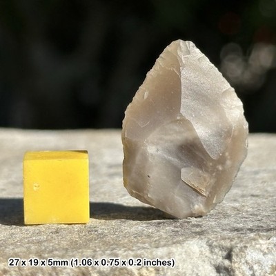 RARE Squat Leaf Shaped Arrowhead Artefact British Stone Age Tool ...