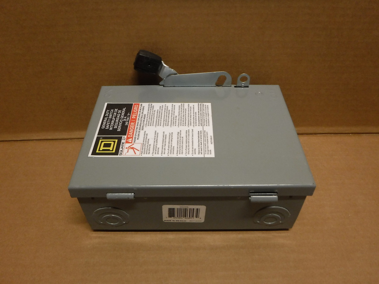 Square D General Duty Safety Switch D221N Type 1 Enclosure 30A 240VAC ...