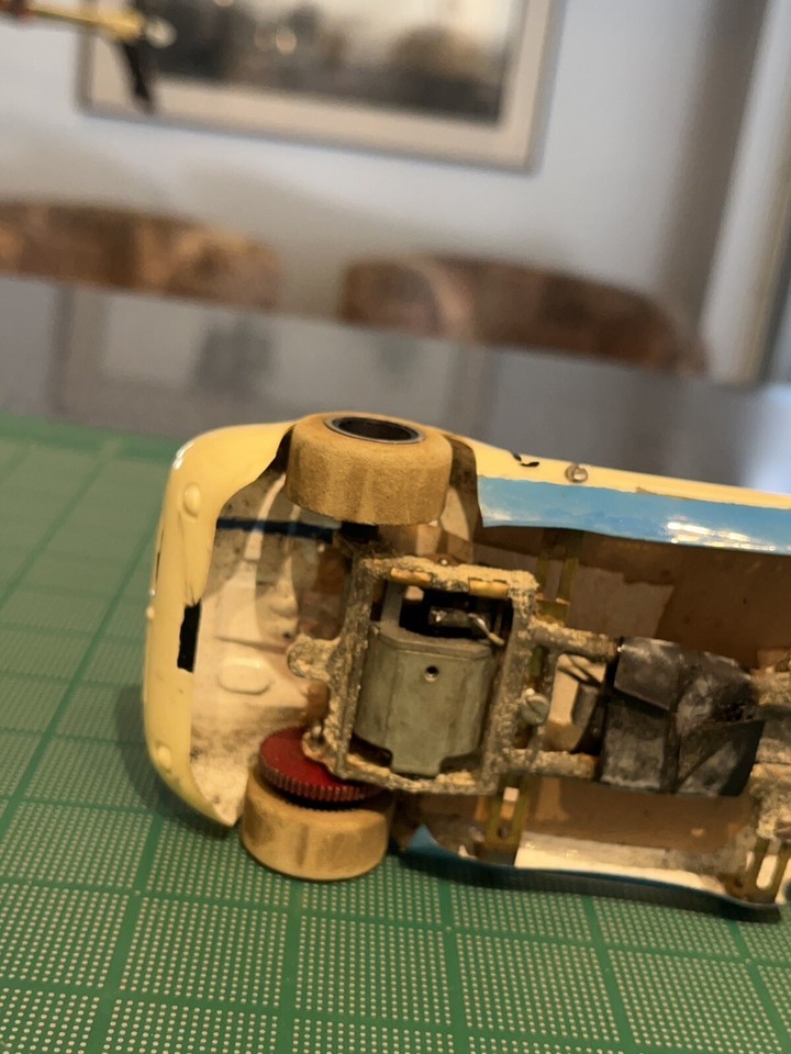 Cox Magnesium Chassis w White Lexan Body | eBay