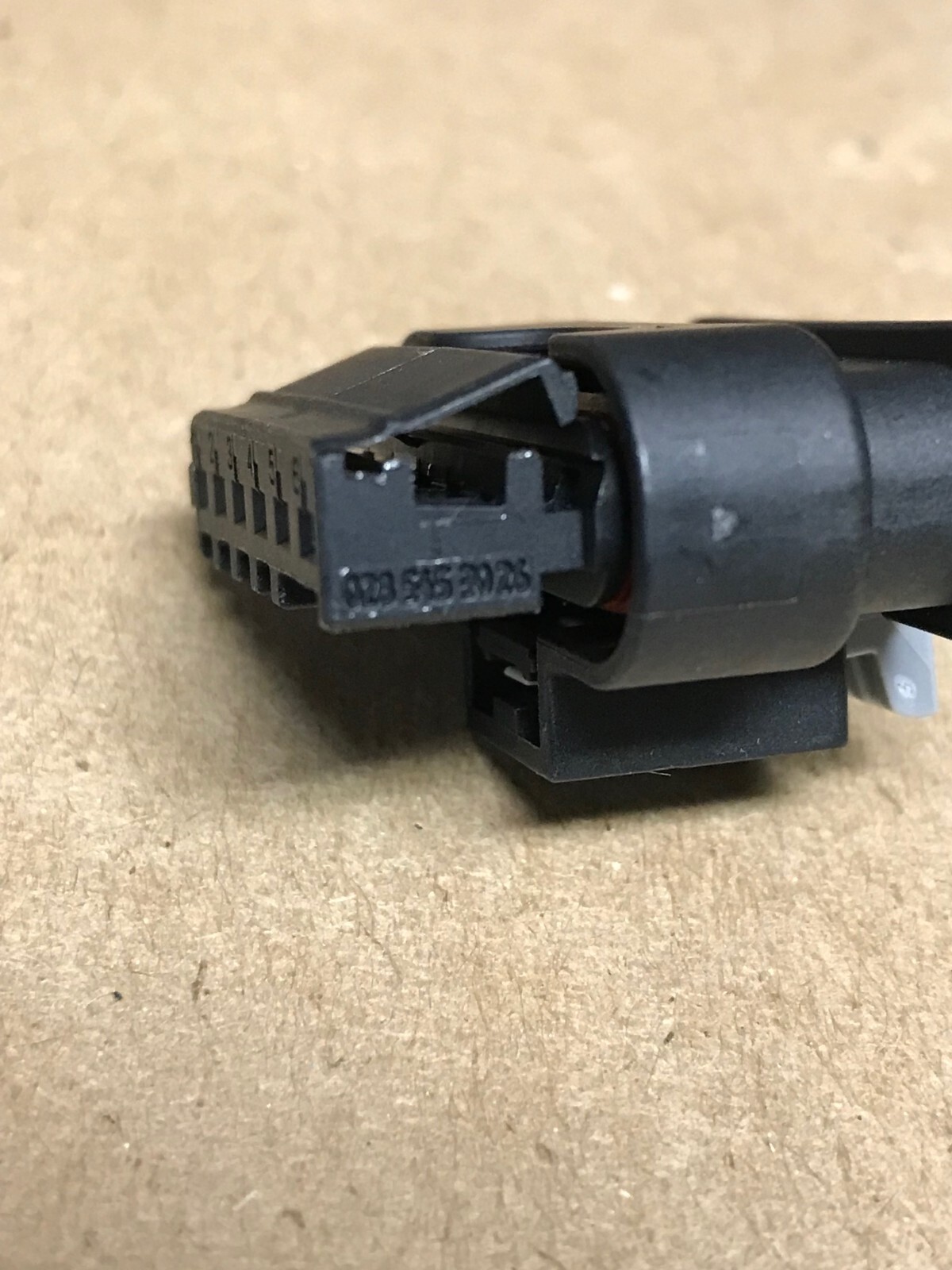 Lot of 2 Pcs Hirschmann 805-124-521 Connector (6-Way F 1.2) MB ...