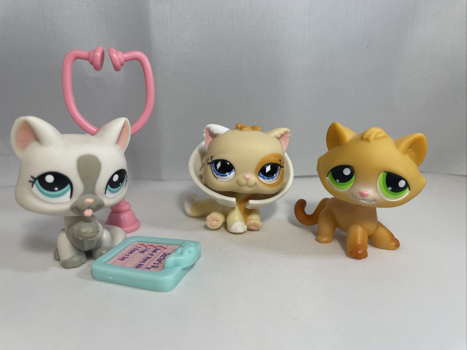 LPS 💕 Littlest Pet Shop Authentic #110, #1472, #521 🎁 Bag (Hospital) | eBay