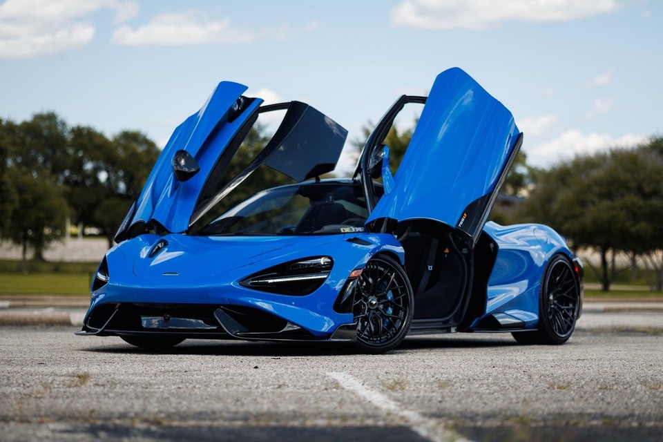 2021 McLaren 765LT Black Package Vehicle Lift Contrast Stitching | eBay