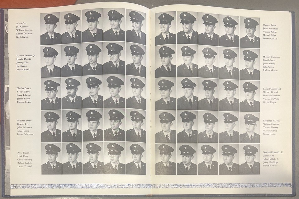 Nov 22 1963 YEARBOOK US ARMY TRG CTR FORT ORD CALIFORNIA CO D 3RD INF ...