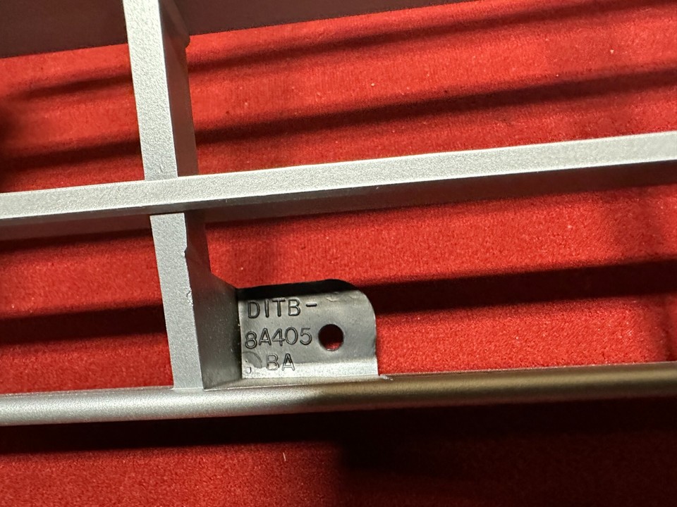 1970 Ford F100 F250 F350 Grille Inserts | D0TZ-8150-B | D1TB | Genuine ...