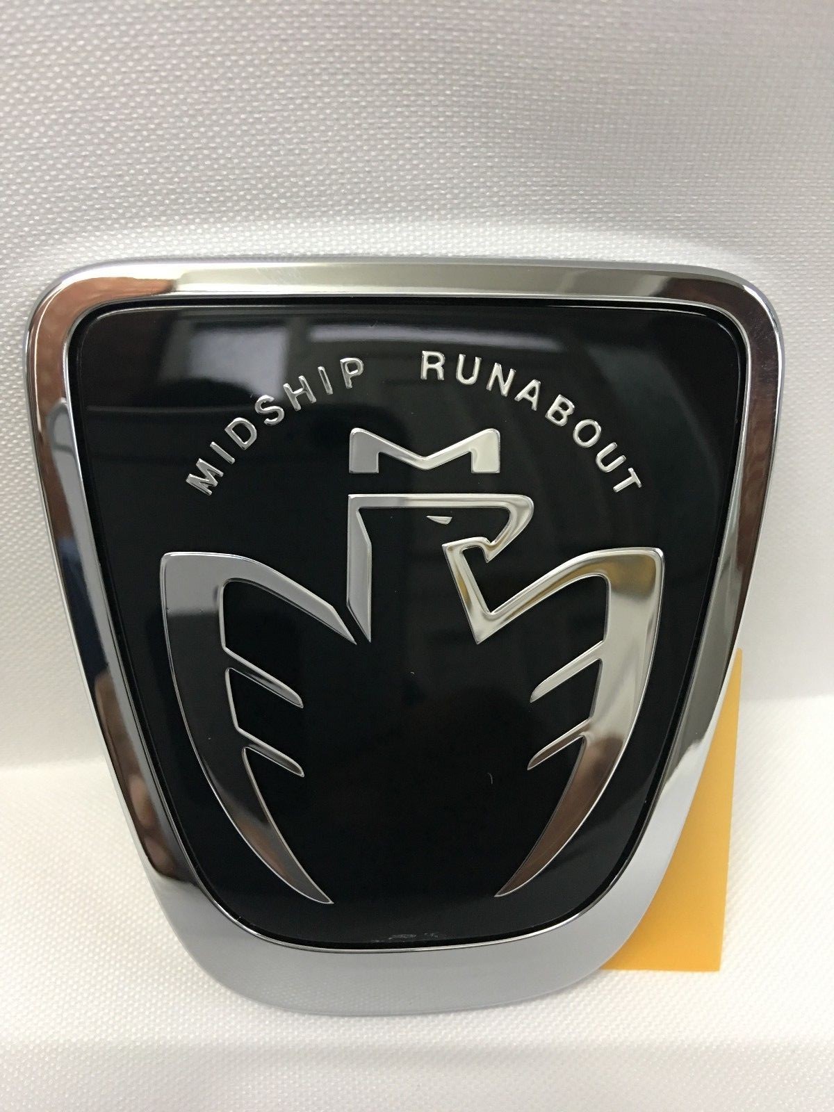 NEW GENUINE JDM TOYOTA MR2 SPYDER MRS MIDSHIP RUNABOUT FRONT EMBLEM ...