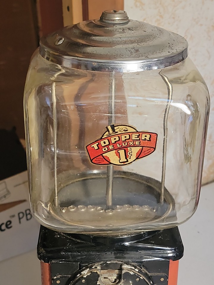 Vintage Topper Deluxe 1 Cent Gumball Machine Lions International ...