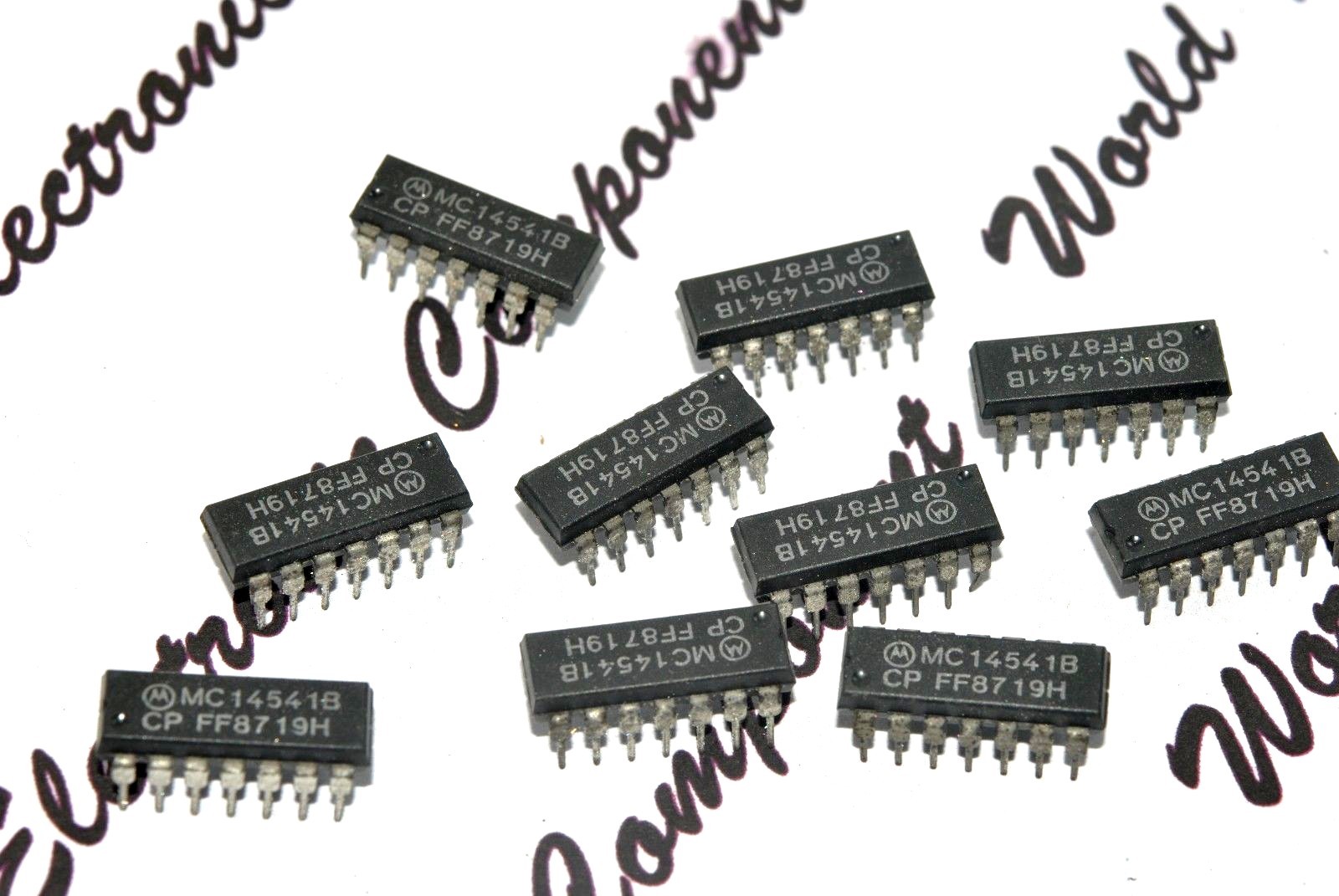 1PCS - MOTOROLA MC14541B DIP-14 Integrated Circuit / IC - NOS | eBay