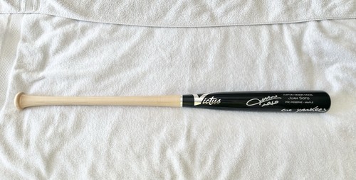 NEW YORK YANKEES JUAN SOTO signed INSCRIBED VICTUS GAME MODEL BAT ...