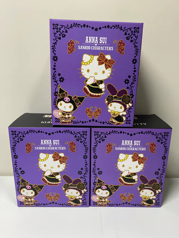 Sanrio X Anna Sui Plush Doll with Mirror | Hello Kitty My Melody ...