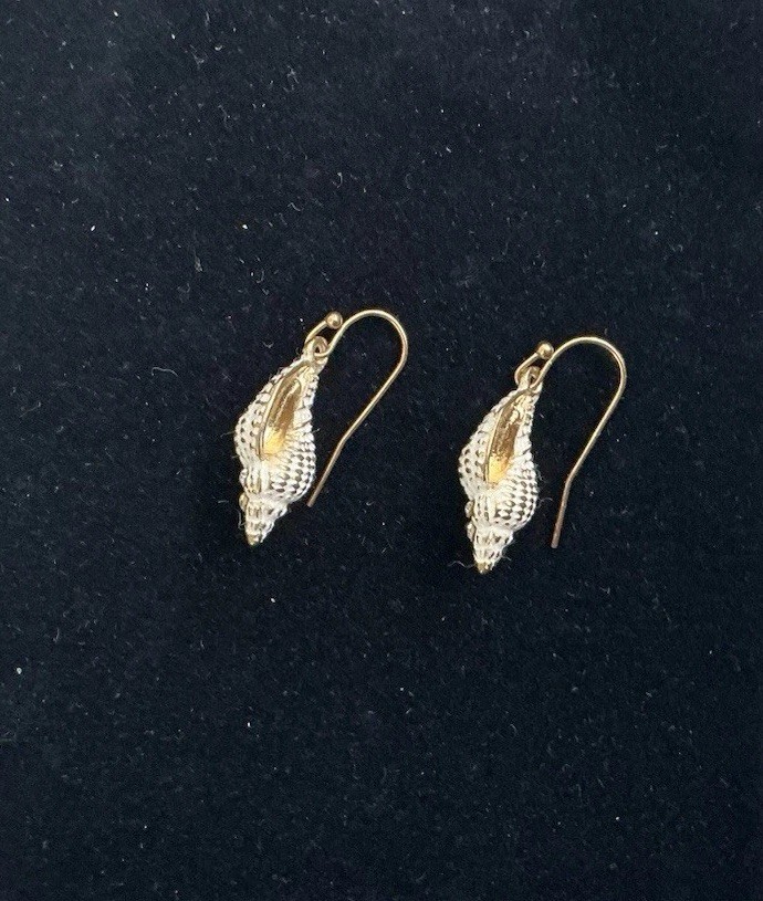 Tommy Bahama Gold Tone and White Conch Drop Earrings | eBay