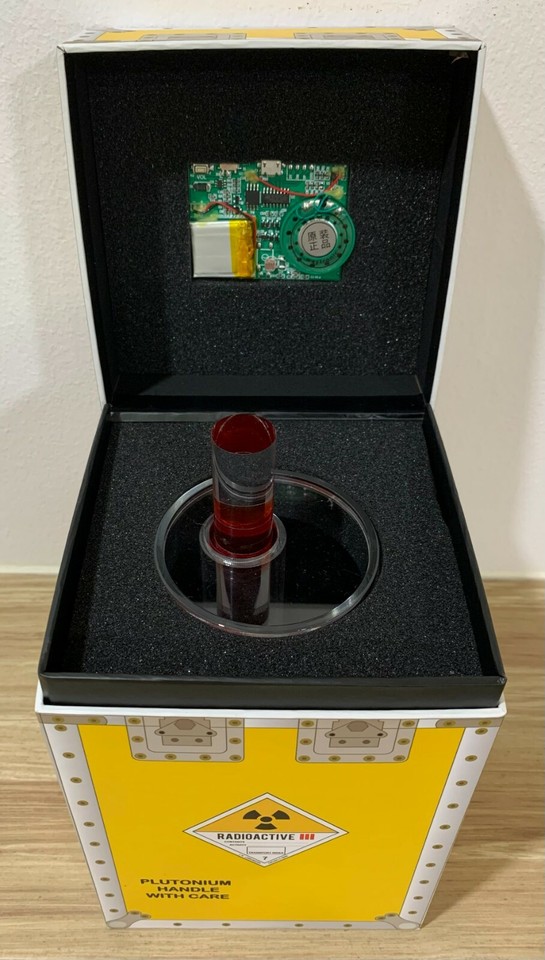 BTTF Back to the Future Plutonium Fuel Cell Canister+Box Prop - No US ...