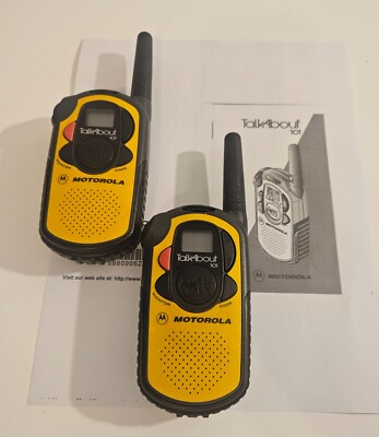 2 Motorola Talkabout 101 Yellow Wireless Two-way Radio Walkie Talkies w ...