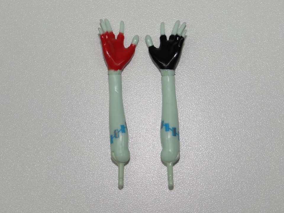 Monster High Replacement Frankie Stein Sweet Screams Red Black Gloves ...