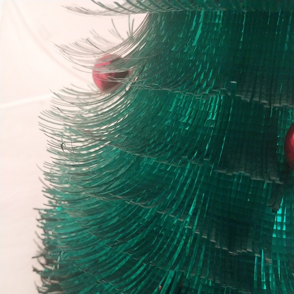Vintage Christmas Tinsel Eyelash Tree 23" Green Metallic Foil Retro MCM ...