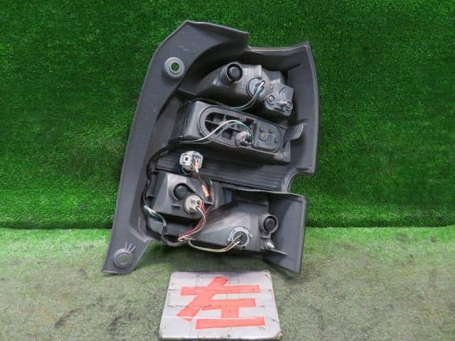 TOYOTA Spade 2012 DBA-NCP141 Left Tail Light 8156152A20 [Used ...