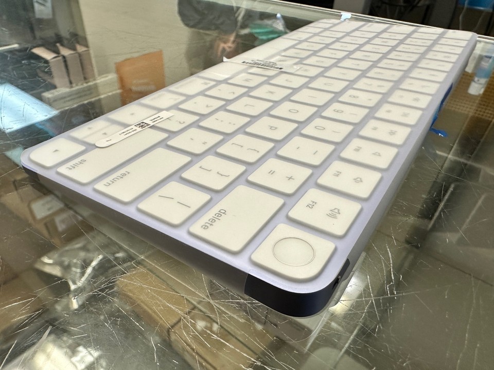 NEW Genuine Apple Magic keyboard Touch ID for M1 Macs Purple A2449 ...