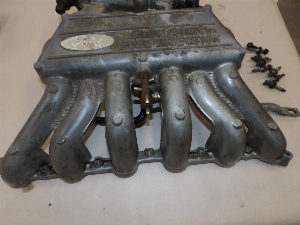 Upper Intake Manifold Assembly with Throttle Body TBI Ford 4.9L 300 ...