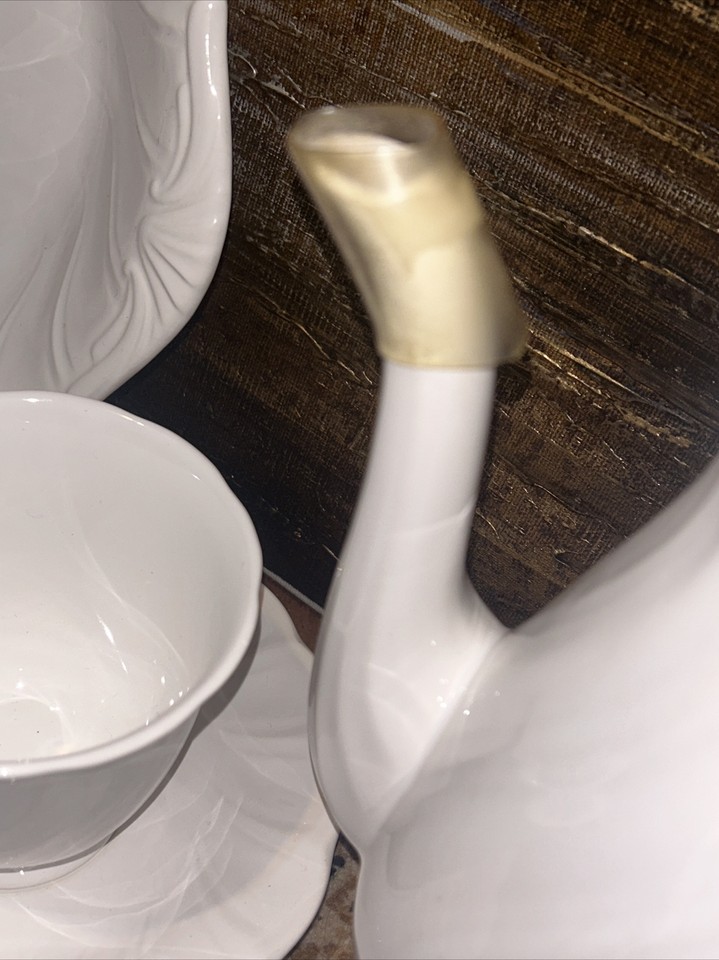 46Pc. Crown Collection Nikko White Swirl Plates,Bowls,Cups,Saucers ...