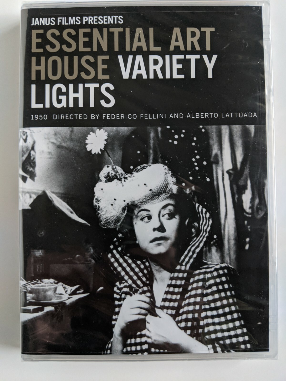 Janus Films Criterion Essential Art House - Fellini's VARIETY LIGHTS ...