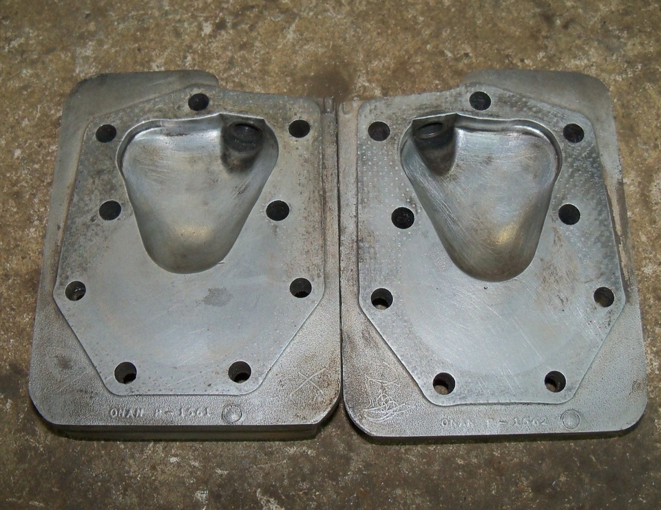 Onan CCK CCKA Engine Cylinder Head Set P-1561, P-1562 | eBay