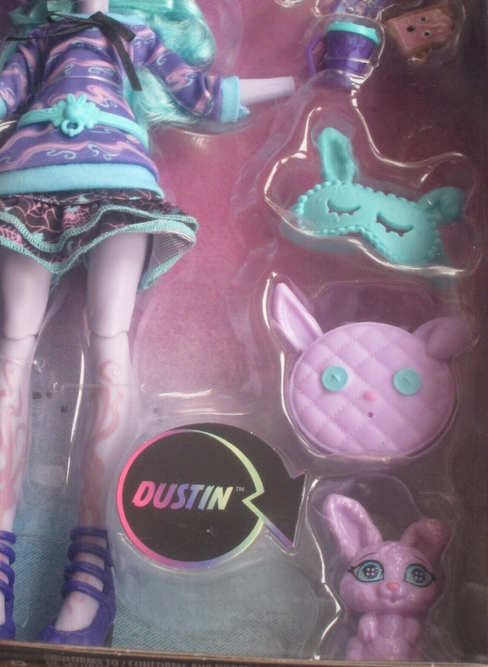 Monster High ~ Creepover ~ Party G3 ~ TWYLA w Dustin ~ & Sleepover ...