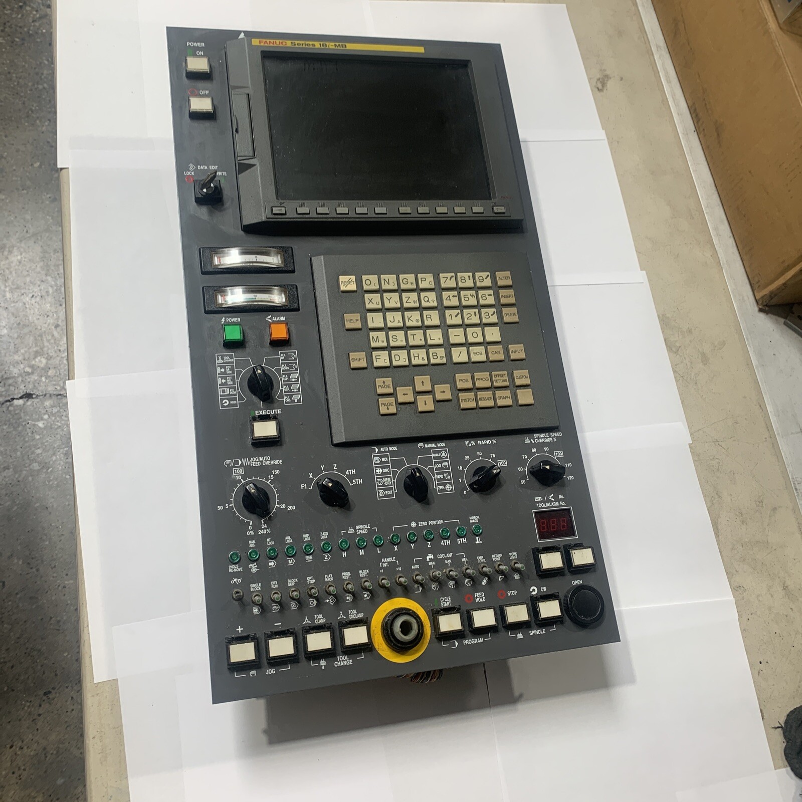 Fanuc 18i-MB Control Panel | eBay