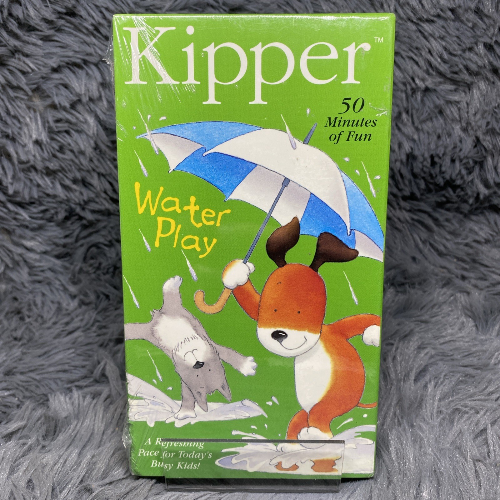Kipper - Water Play VHS Tape 2004 - 5 Tail-Wagging Adventures Cartoon ...