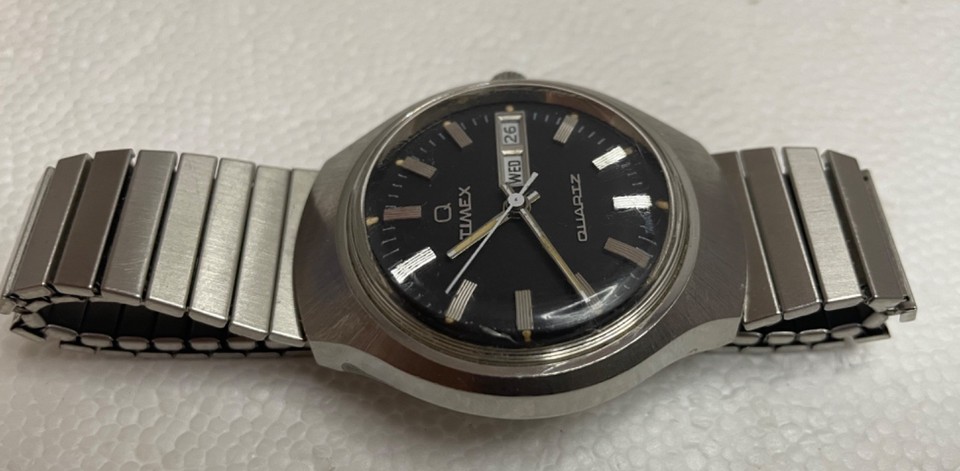 Vintage TIMEX Thick Mens Early Electro-Mechanical Quartz Watch Built ...