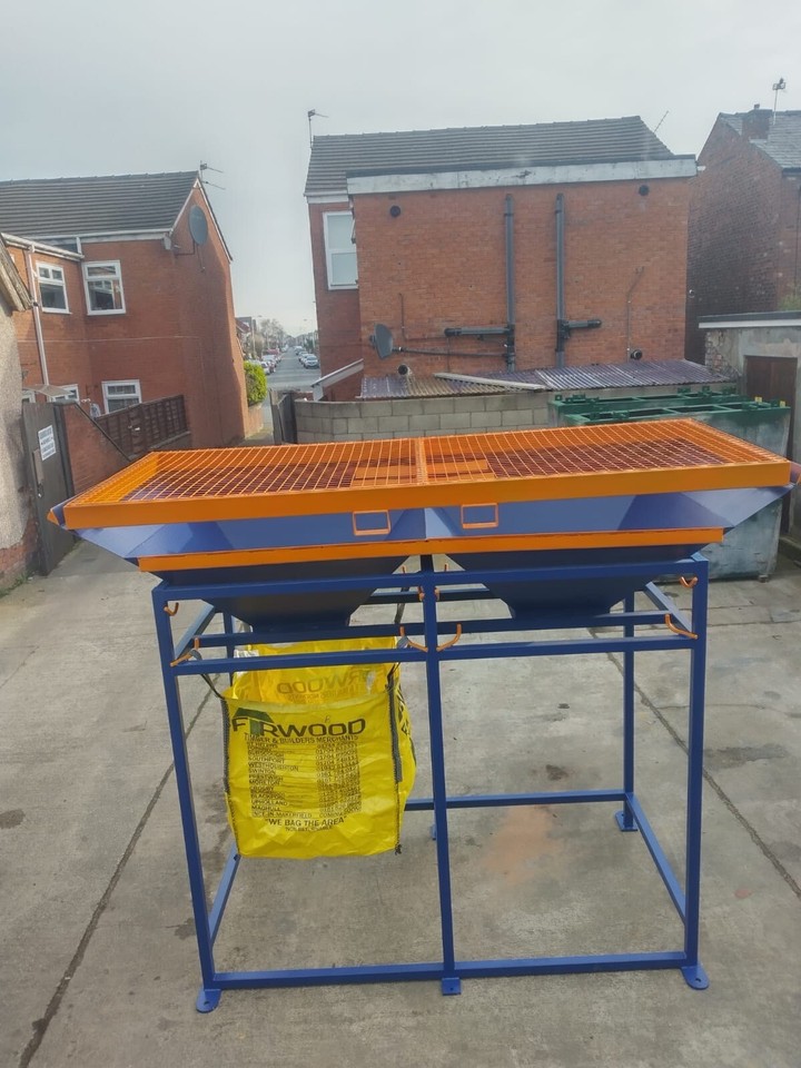 DOUBLE AGGREGATE SAND LOGS PLASTICS RECYCLING FARM BAGGING TWIN HOPPER ...