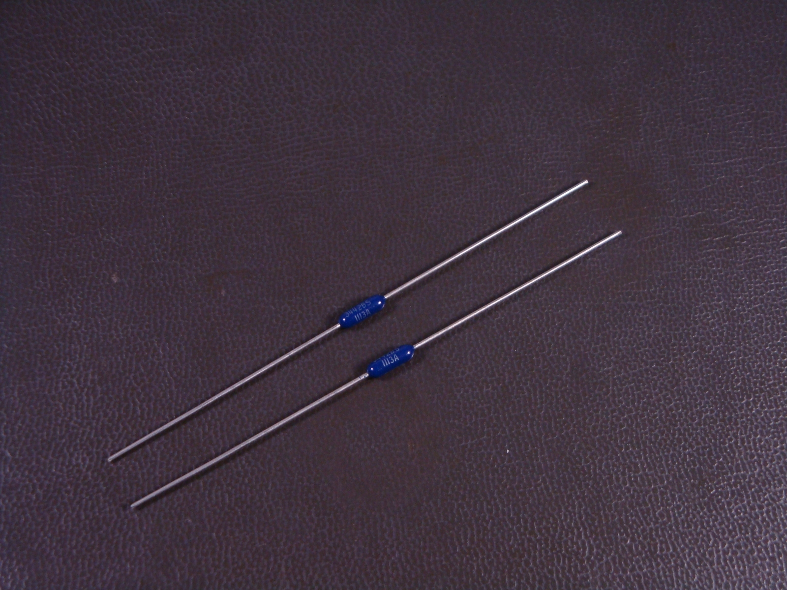 Lot of 2 RNC60H3442BSB14 Vishay Metal Film Resistor 3.34k Ohm 250mW 1 ...