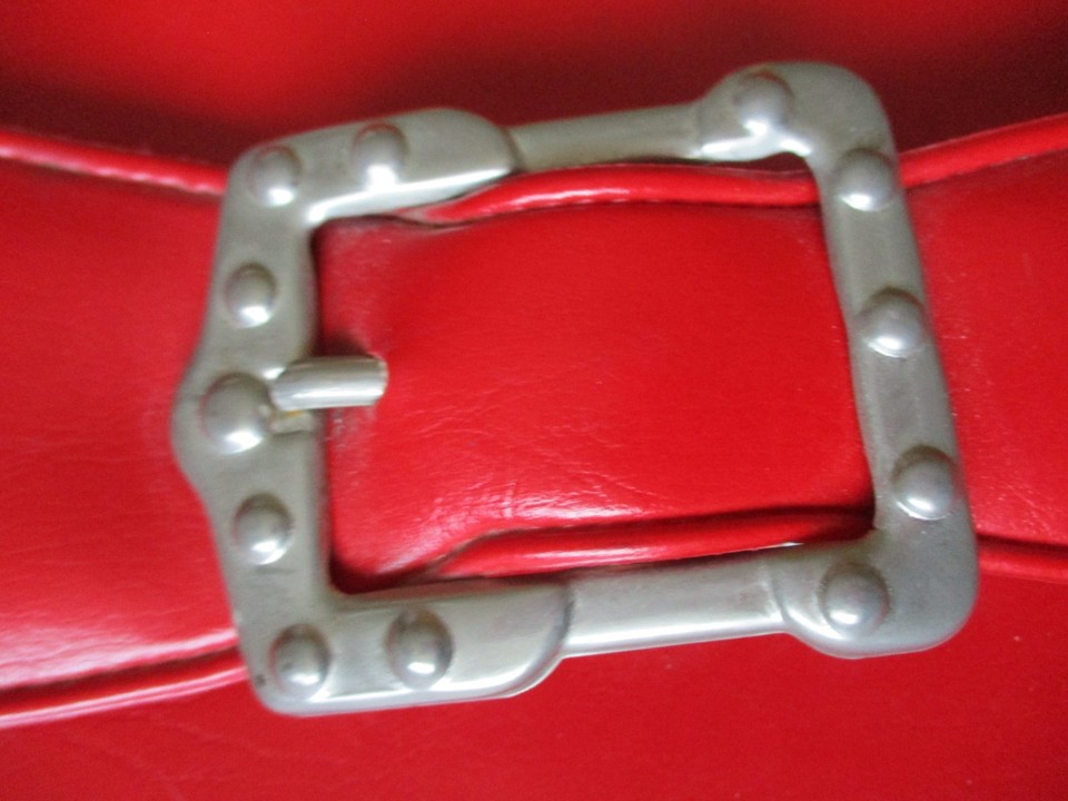 MID CENTURY MOD Red Vinyl Bag Case 13x12x5" PURSE top handle buckle ...