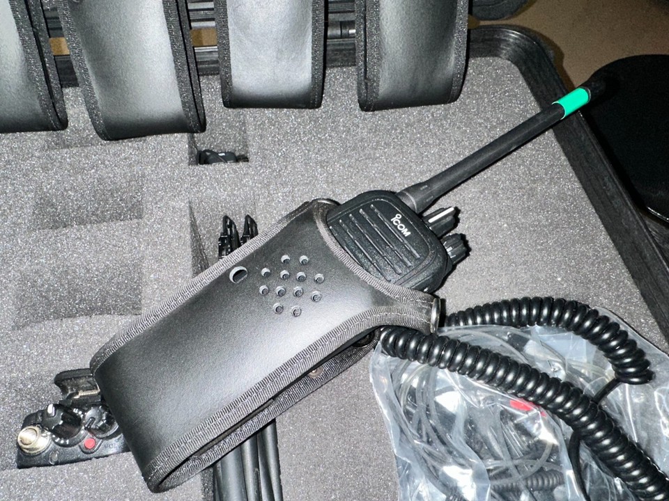 13x VHF icom IC-F1000 with Peli case | eBay UK