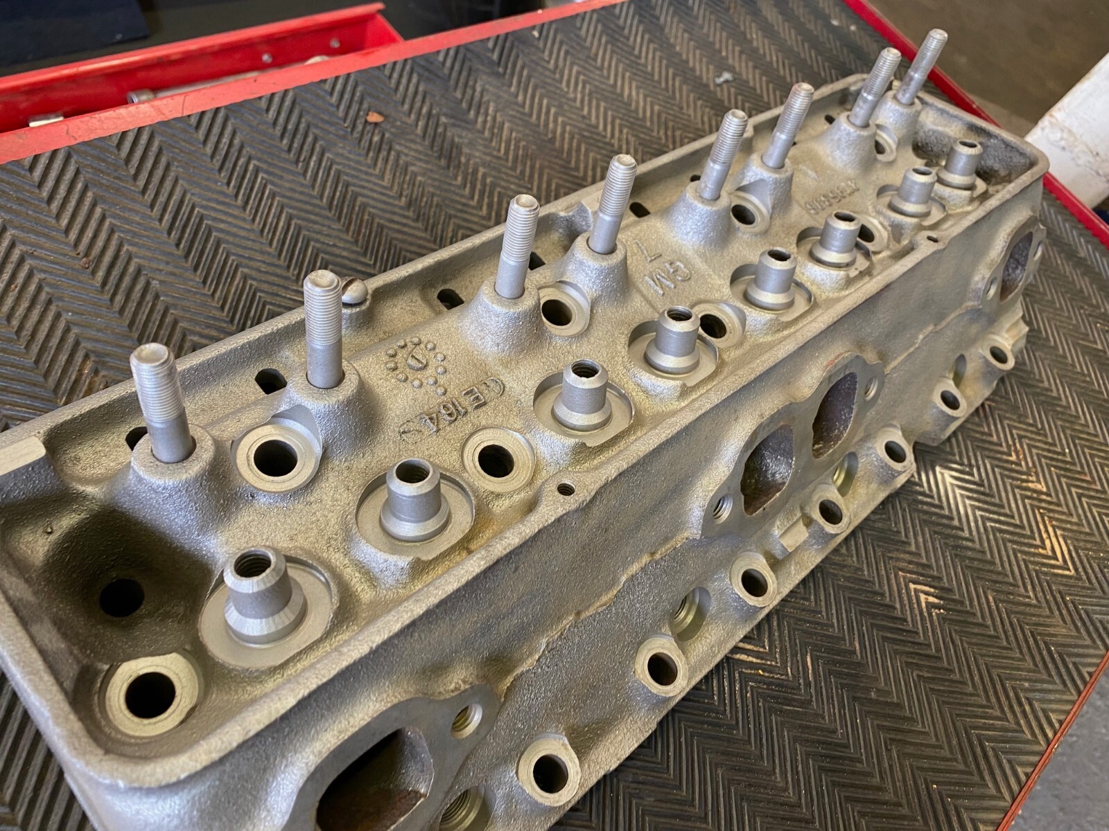 1964 Chevy SBC Power Pack Small Block 327 283 GM 3795896 Cylinder Head ...