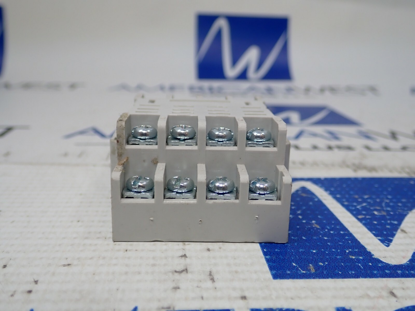 EATON D7PA4 SOCKET RELAY BASE 10A 300V | eBay