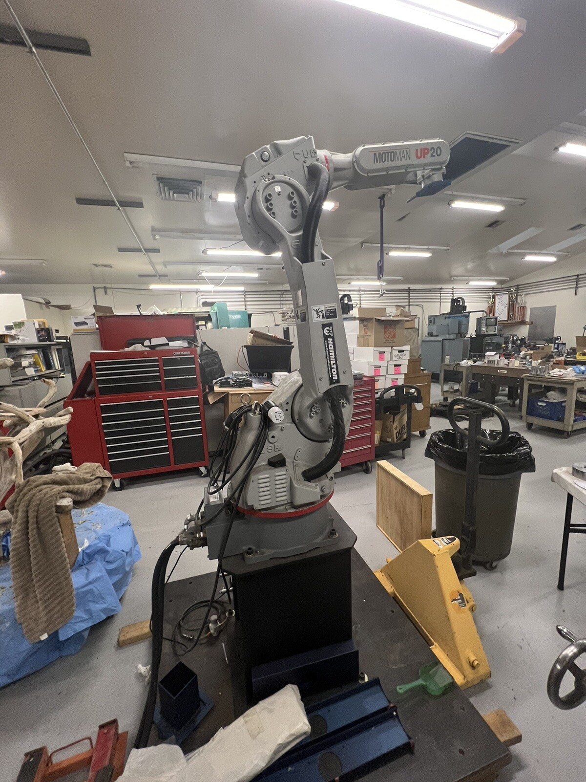 Motoman UP20 Yaskawa with Yasnac XRC 2001 Controller 6 Axis Robot | eBay