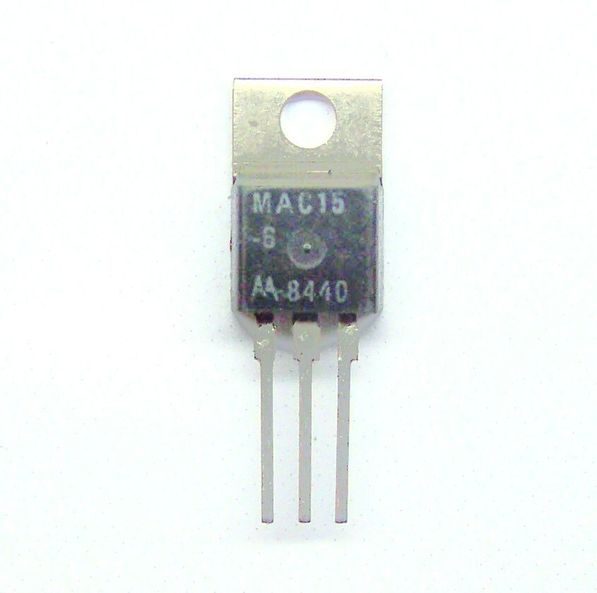 MOTOROLA MAC15-6 M 8440 NOS TRIODE THYRISTOR 3 LEAD VDRM 400 V SILCONE ...