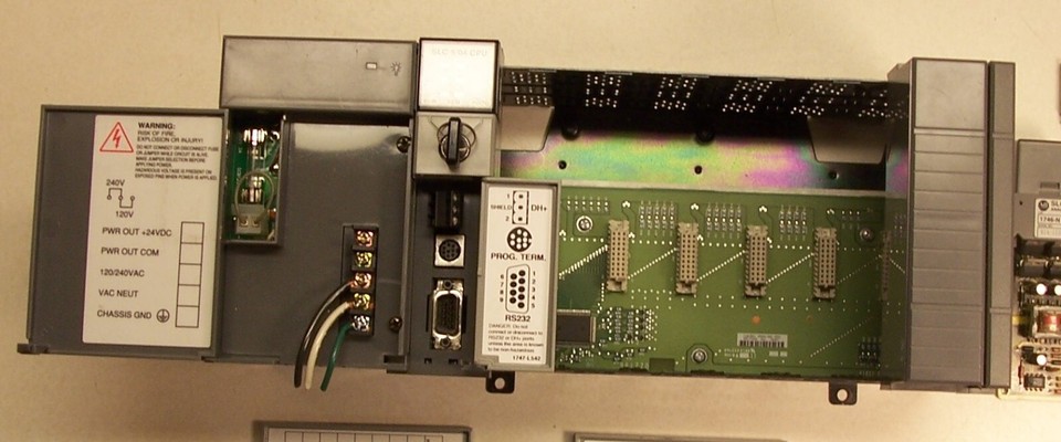 Allen Bradley SLC 500.. 7 SLOT RACK, WITH SOME MODULES, UNTESTED, (NO ...