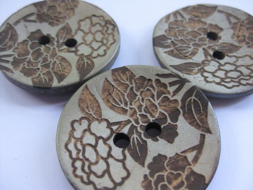 40mm ExLrg Gorgeous Silver Brown Etched Floral Coconut Shell Sewing ...