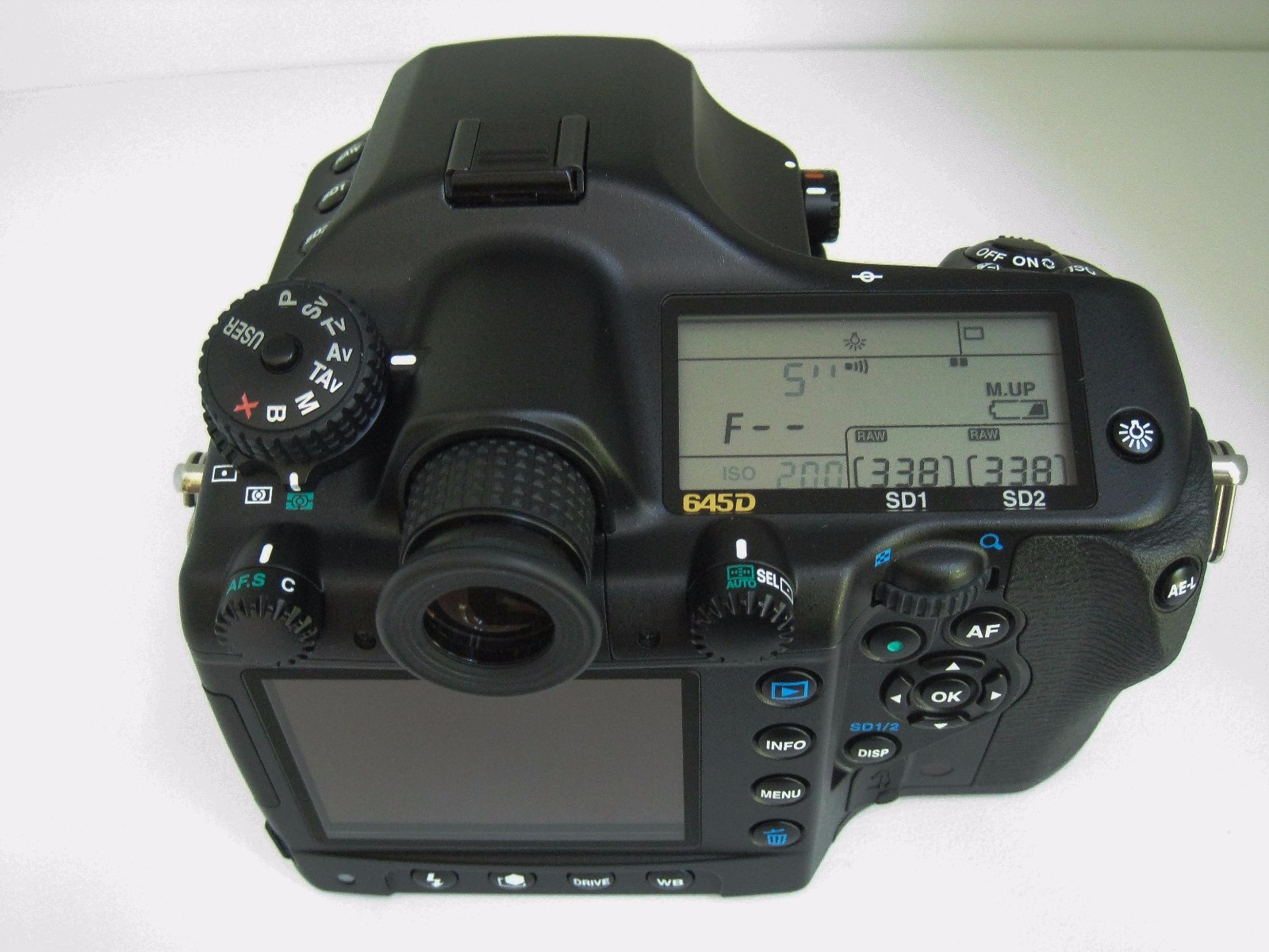 Pentax 645D 40MP Medium Format Digital Camera Body & 3 Pentax FA Lenses ...