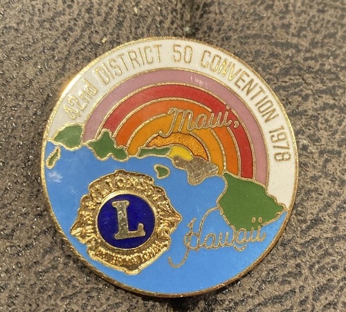 1978 LIONS CLUB MAUI HAWAII COLLECTORS PIN DISTRICT 50 HAWAIIAN brooch ...