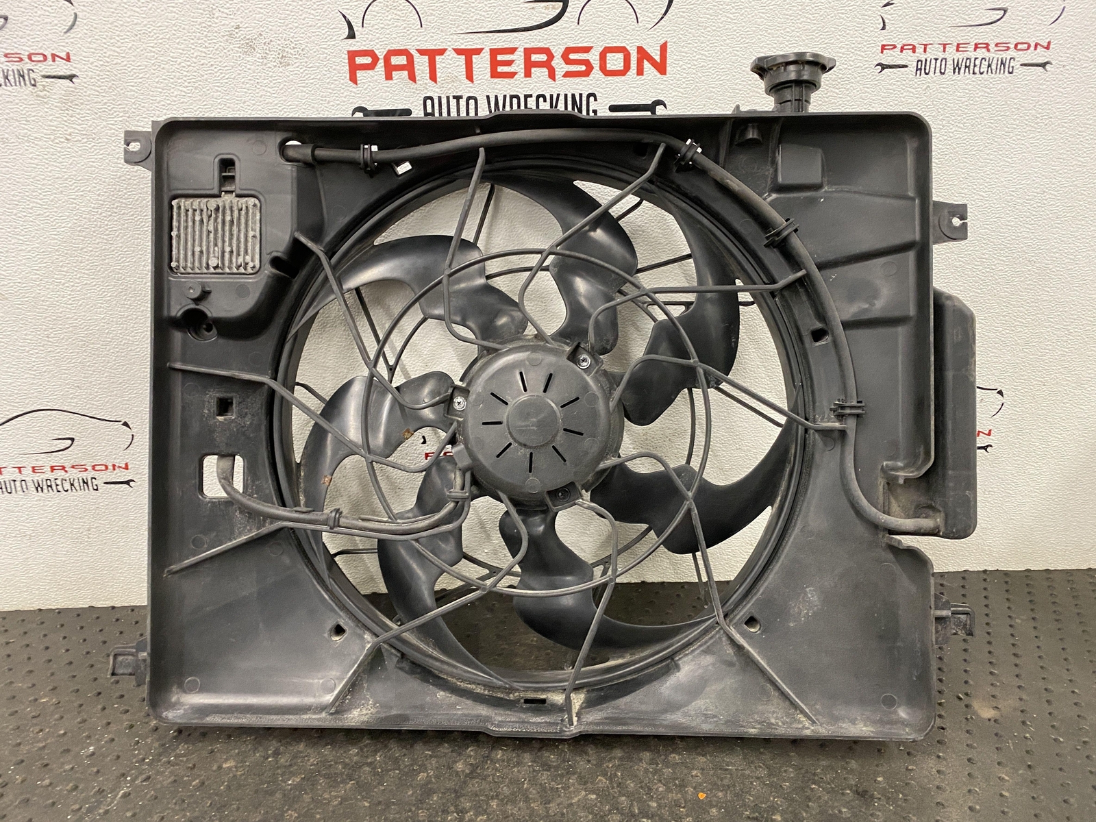 15-16 HYUNDAI GENESIS SEDAN ELECTRIC COOLING RADIATOR & AC CONDENSOR ...