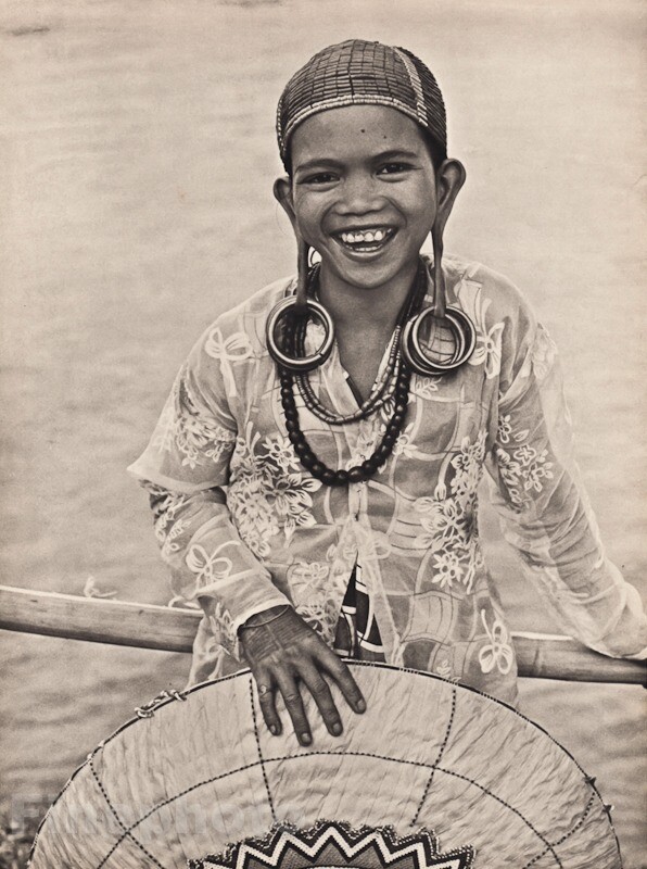 1940 Vintage BORNEO CHILD GIRL Jewelry Beads Fashion Sarawak Photo Art ...