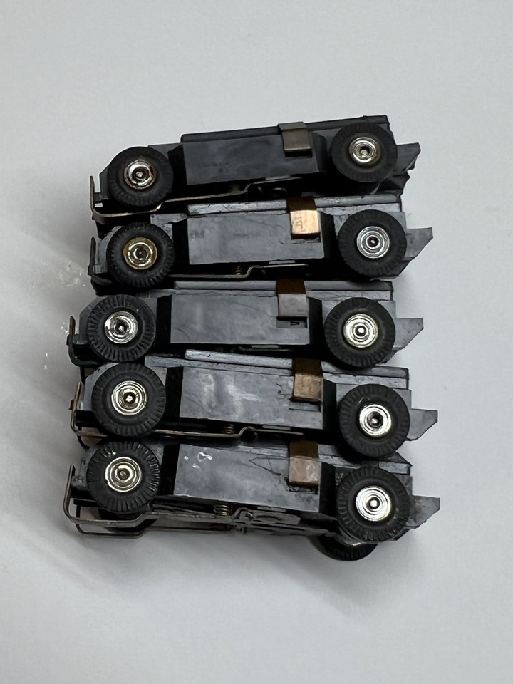 LOT OF 5 - ORIGINAL AURORA T-JET CHASSIS | eBay